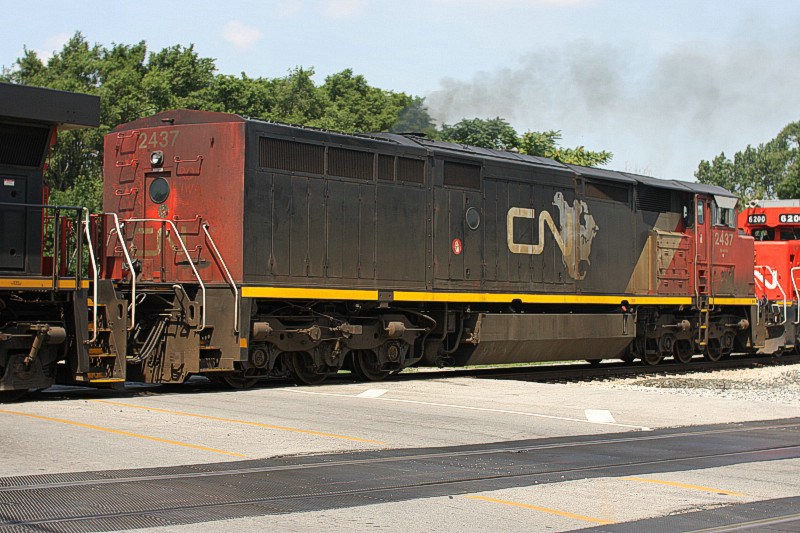 CN 2437